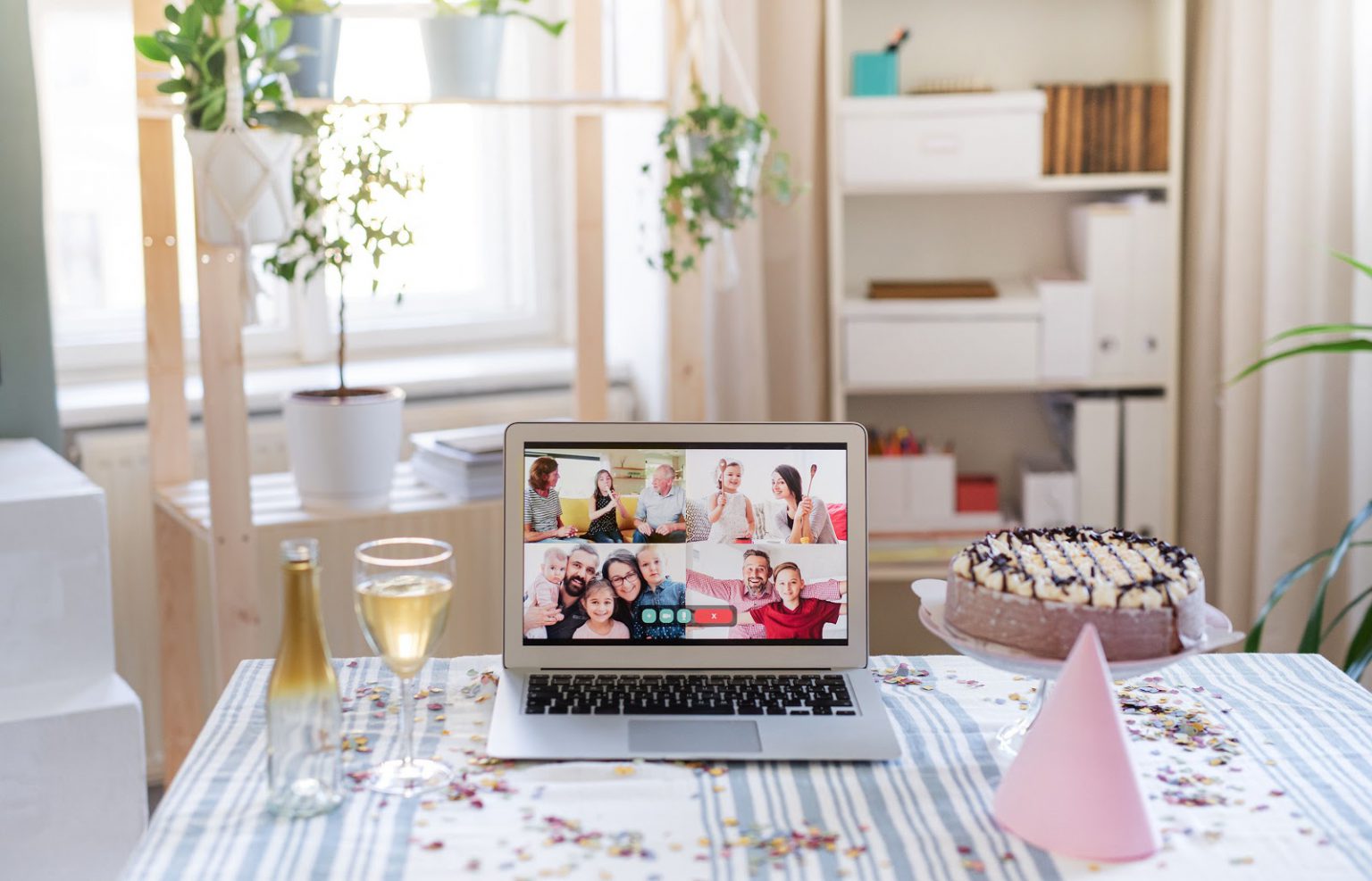 How to Host a Virtual Event: Tips and Ideas for Online Parties