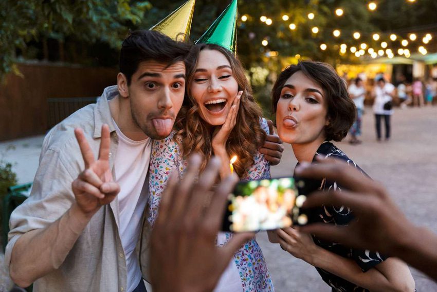 13 College Party Themes for the Perfect Event - STATIONERS