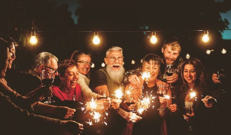 19 Retirement Party Ideas to Honor Someone Special - STATIONERS