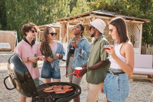 BBQ Party: Plan Your Summer Cookout With This Handy Guide